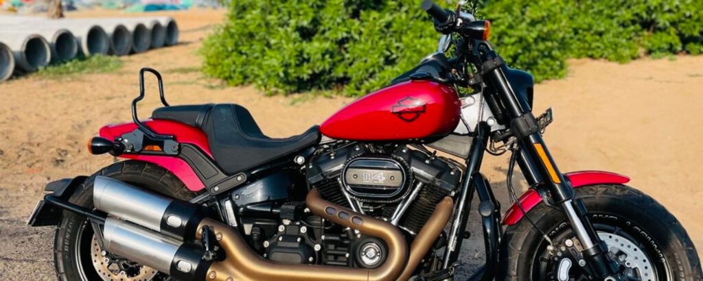 Harley-Davidson FATBOB Milwaukee 8 114 - Bike Social Motors